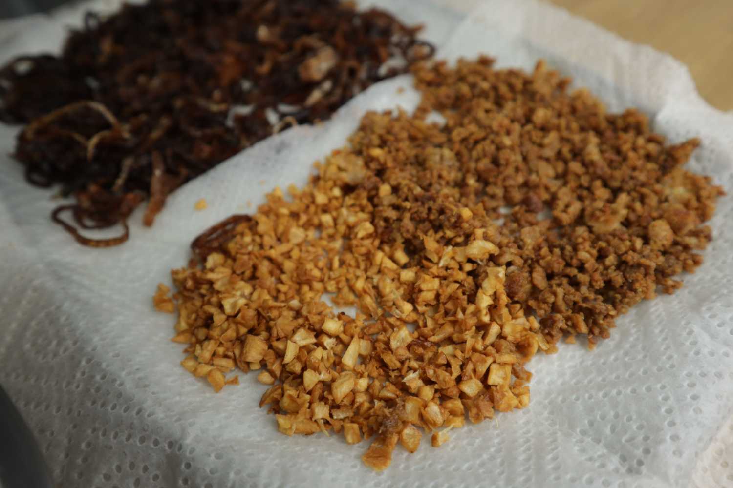 Receta de Crispy Chili Oil | Cómo hacer aceite de chile crujiente en ...